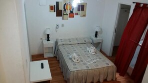 Wi-Fi de cortesia, roupa de cama