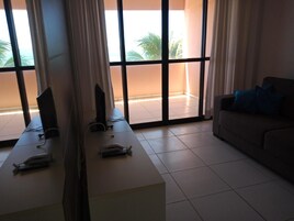 TV 23 polegadas com canais digitais