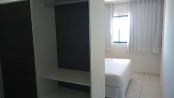 Minibar, Wi-fi grátis, roupa de cama fornecida
