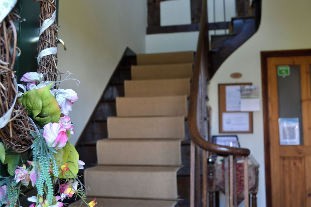 Broome Park Farm B&b - West Midlands