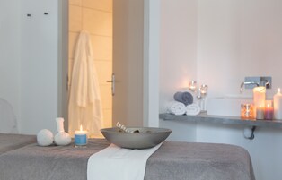 Sauna, banho turco, massagens pré-natais, 2 salas de tratamento