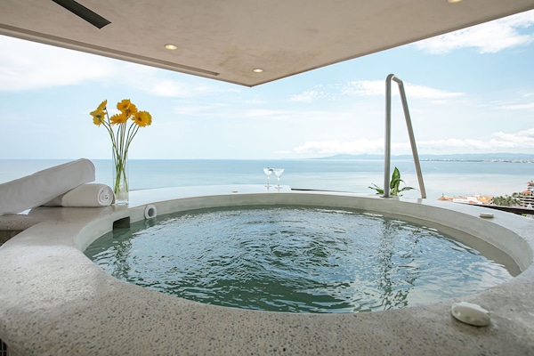 Andrew Christian Skyhouse + Jacuzzi | Terraço/pátio interior