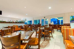Pequeno-almoço continental diário incluído 