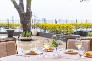 6 restaurantes: opção de almoço e jantar