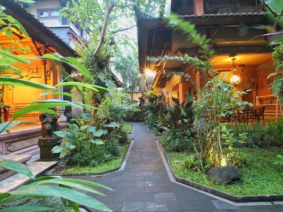 Quarto Duplo Standard | Vista para o jardim