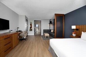 Quarto standard, 1 cama King | Cofres nos quartos, escrivaninha, quartos à prova de som