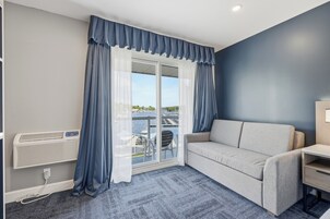 Quarto Standard, 1 cama king-size, varanda, vista para o porto (Third Floor)