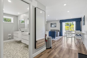Suite Familiar, 2 quartos, cozinha, vista para o porto