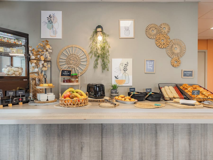 Pequeno-almoço tipo buffet diário (9.50 EUR por pessoa)