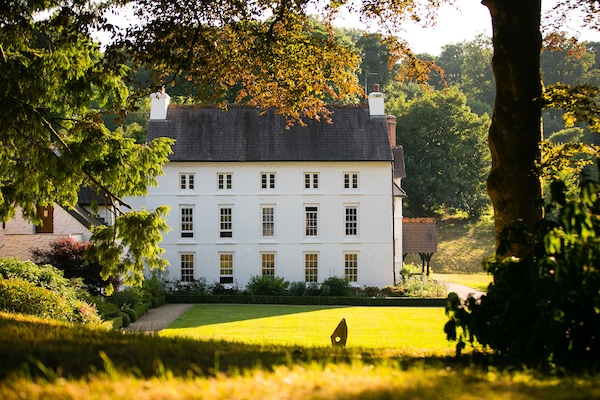 Grove Of Narberth - Pembrokeshire