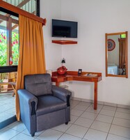 Villa Superior, várias camas, cozinha | Camas de colchão pillowtop, cofre com capacidade para portátil 