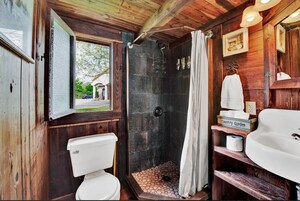 Casa de Campo Standard, casa de banho anexa (Rustic Oaks) | Casa de banho