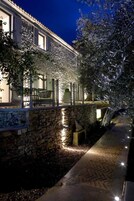 Tower Junior Suite Private Veranda, Garden View | Vista do quarto