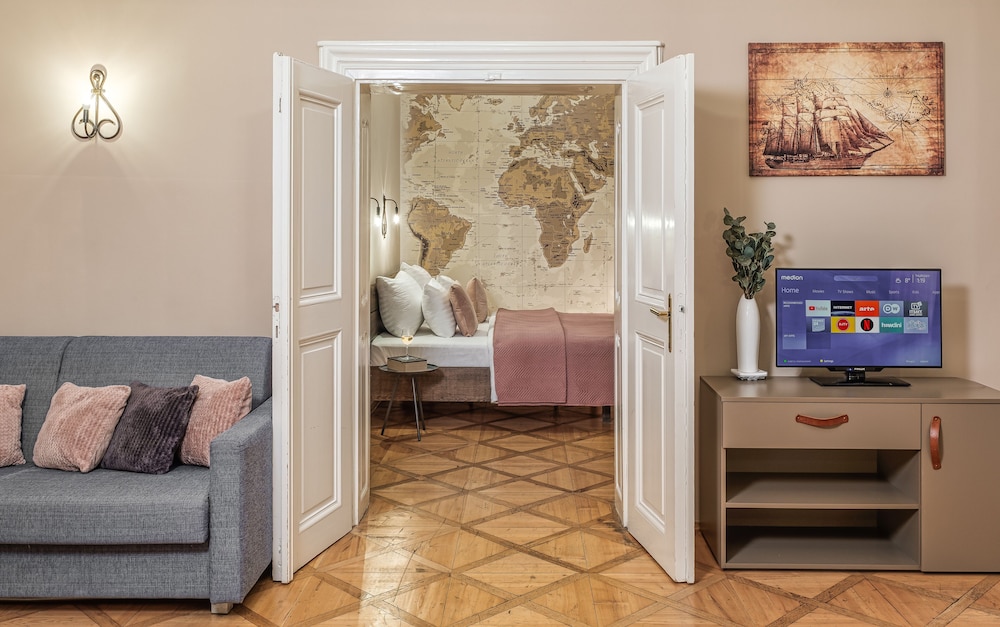 6 Continents Apartments By Adrez Living - Praga