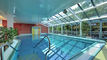 Piscina interior