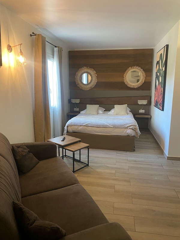 Hôtel & Restaurant Les Mouettes - Corsica