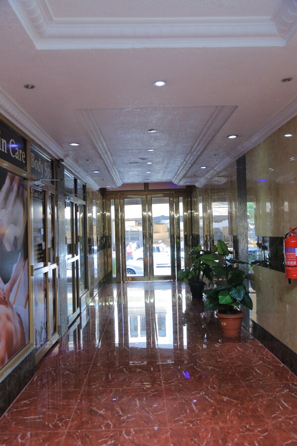 Entrada (vista interior)