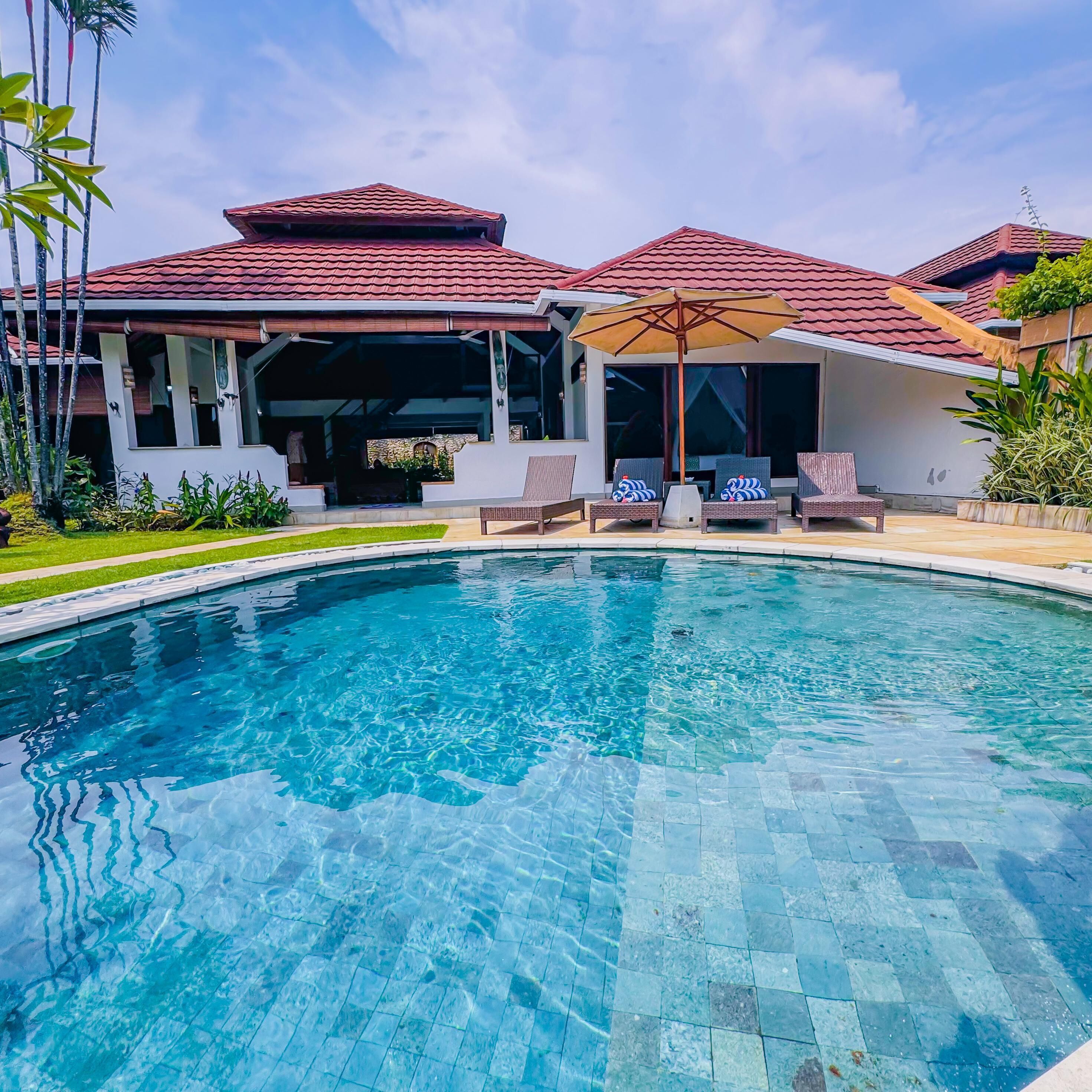 Villa Familiar, 3 quartos, piscina privativa, vista para a piscina (3 Bedrooms Pool Villa) | Cofre no quarto, com decoração personalizada 