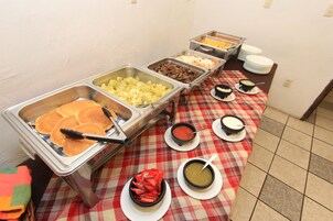Pequeno-almoço completo diário incluído 