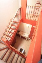 Quarto Familiar | Cofre no quarto, cortinas/cortinados opacos, ferro/tábua de engomar 