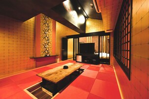 Quarto, para não fumantes (Gold, Silver, Bronze, or Mist Sauna) | Edredons de pluma, cofres nos quartos, cortinas blackout