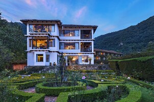 Fachada da propriedade