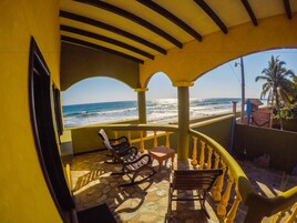 Standard Room, 2 Queen Beds, Resort View | Terraço/pátio interior