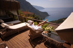 Deluxe Suite (Sea View) | Terraço/pátio interior