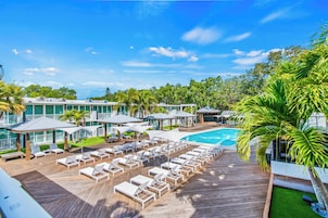 Pool View King Suite | Vista do quarto