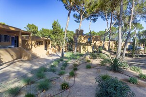 Apartamento superior, 2 quartos (3 adults) | Vista do quarto