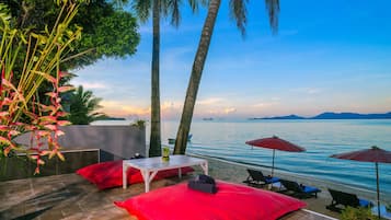 The True Beach Front | Vista do quarto