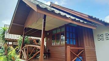 Bungalow Clássico, 1 cama queen-size | Varanda