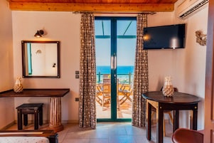 Suite de Luxo, vista para o mar | Roupa de alta qualidade, quartos insonorizados, ferro/tábua de engomar
