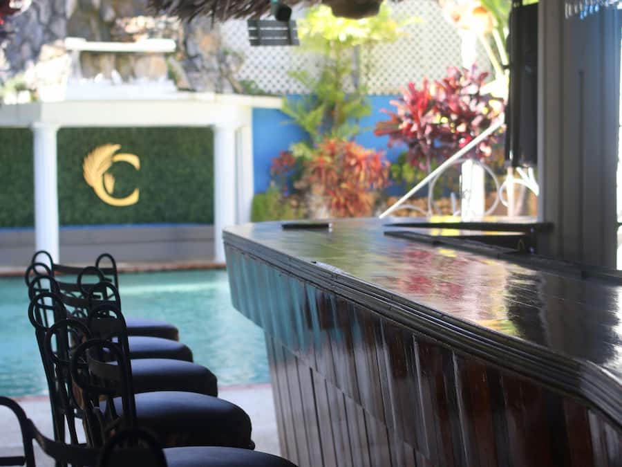 Serviço de café da manhã, culinária caribenha, vistas para a piscina