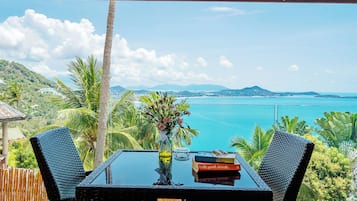 1 Bedroom Jacuzzi Villa | Vista da sacada