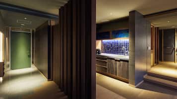 Suite de Luxo, não fumadores, vista para o oceano (Luxury suite sea-view) | Cozinha privada | Uma máquina de café expresso, uma cafeteira/bule, uma chaleira elétrica