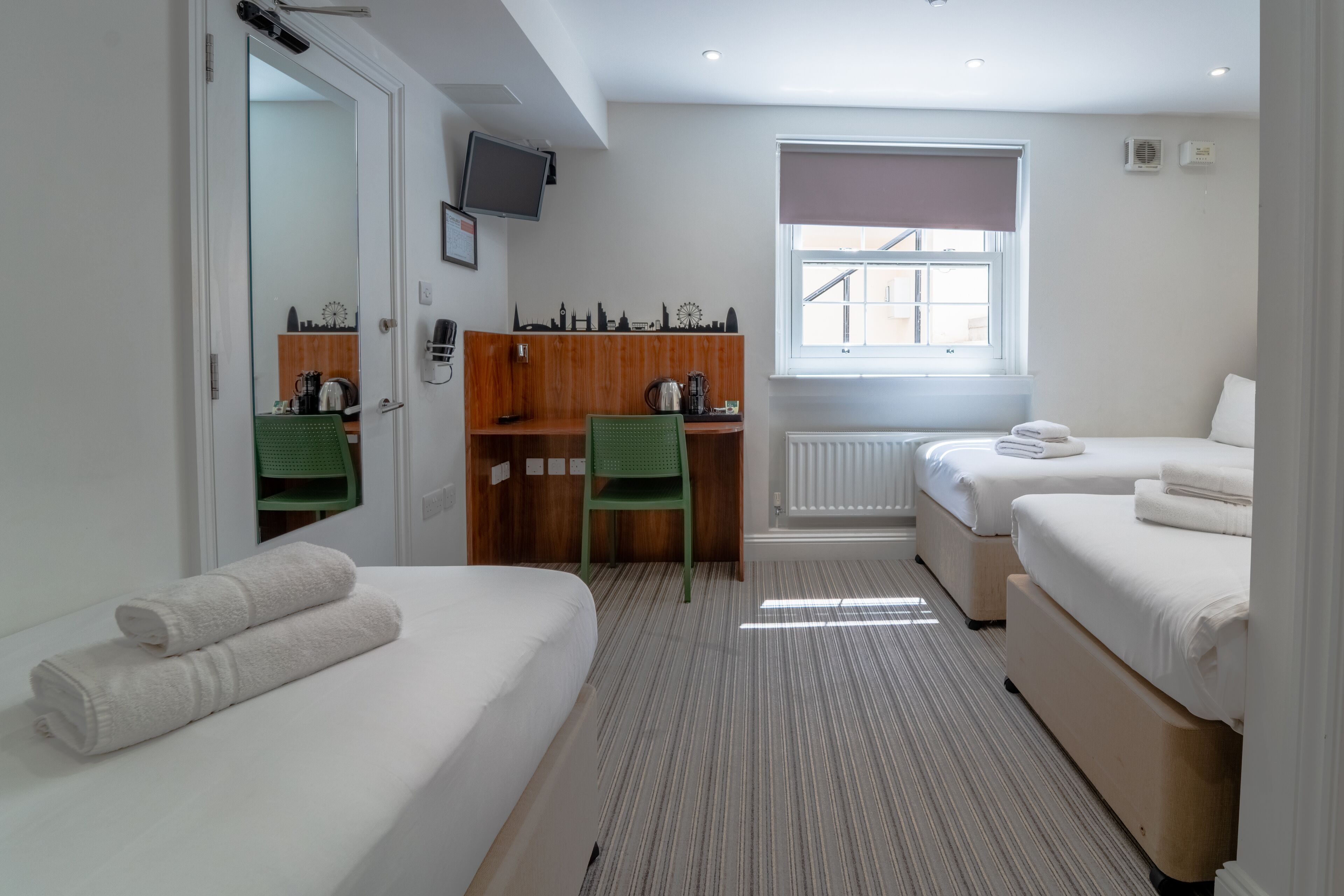 Chelsea Guest House in London: Find Hotel Reviews, Rooms, and Prices on ...