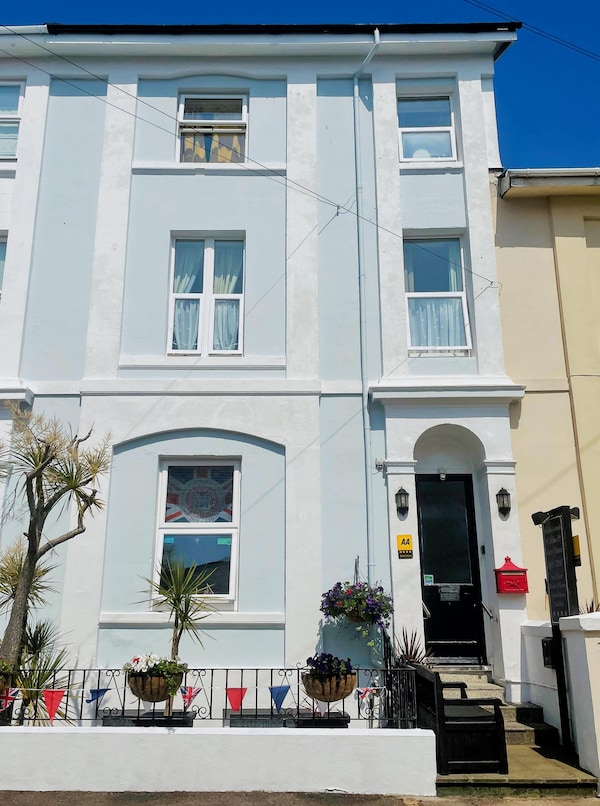 Babbacombe Palms - Torquay