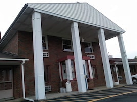 Secretária, camas desdobráveis, Wi-fi grátis