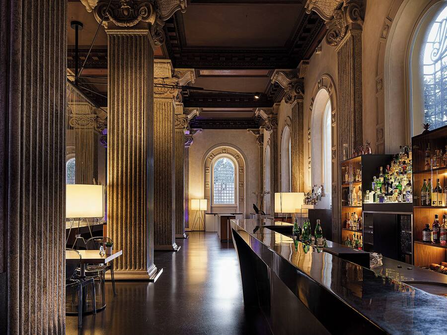 Pequenos-almoços, almoços, jantares servidos, cozinha italiana