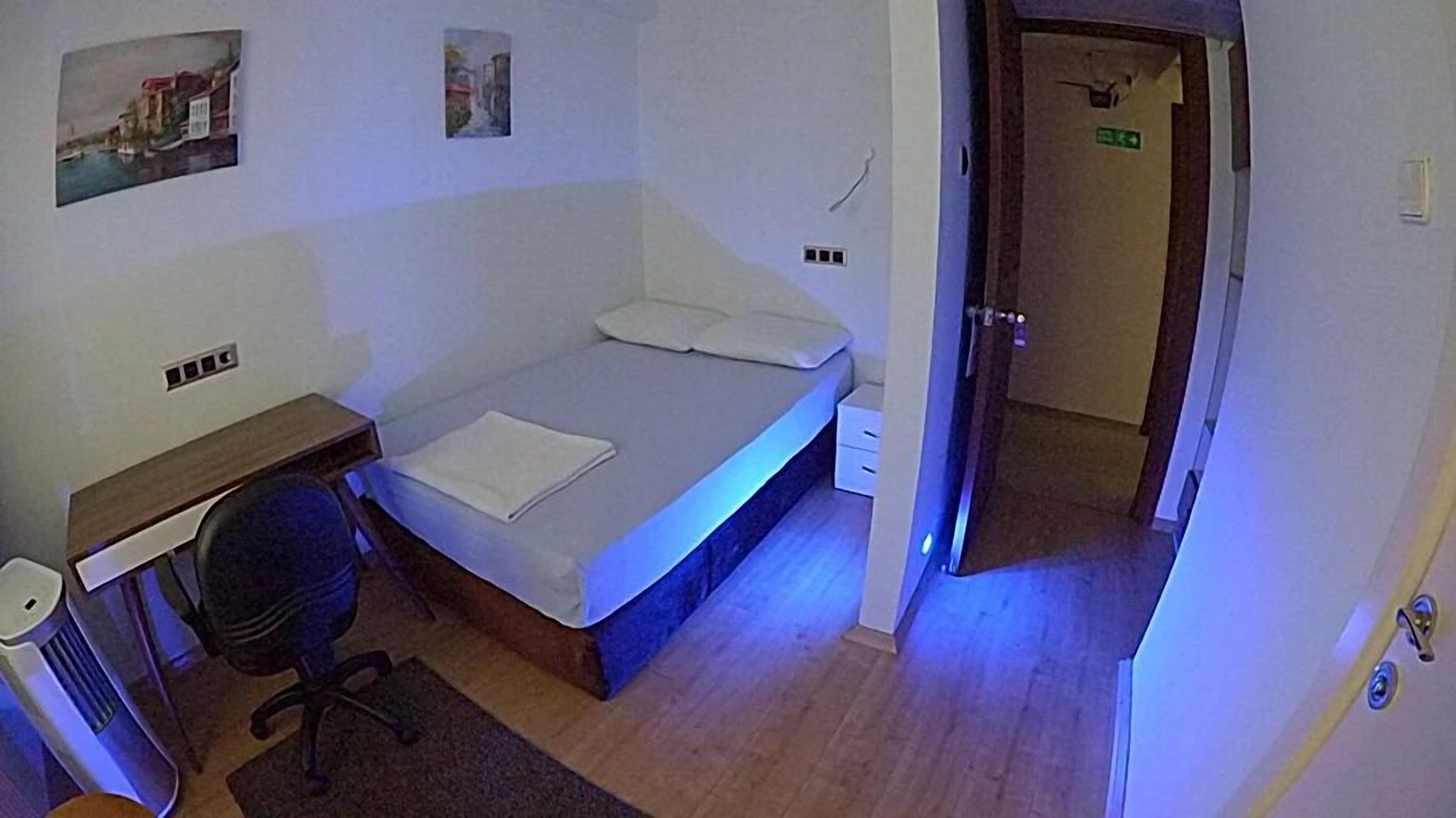 Quarto Duplo Empresarial, 1 cama de casal, ar condicionado, Vista para a cidade | Roupa de alta qualidade, minibar, cofre com capacidade para portátil 