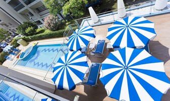 Piscina externa sazonal