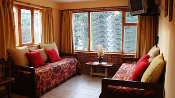 Televisor de 27 polegadas com canais por cabo, leitor de DVD