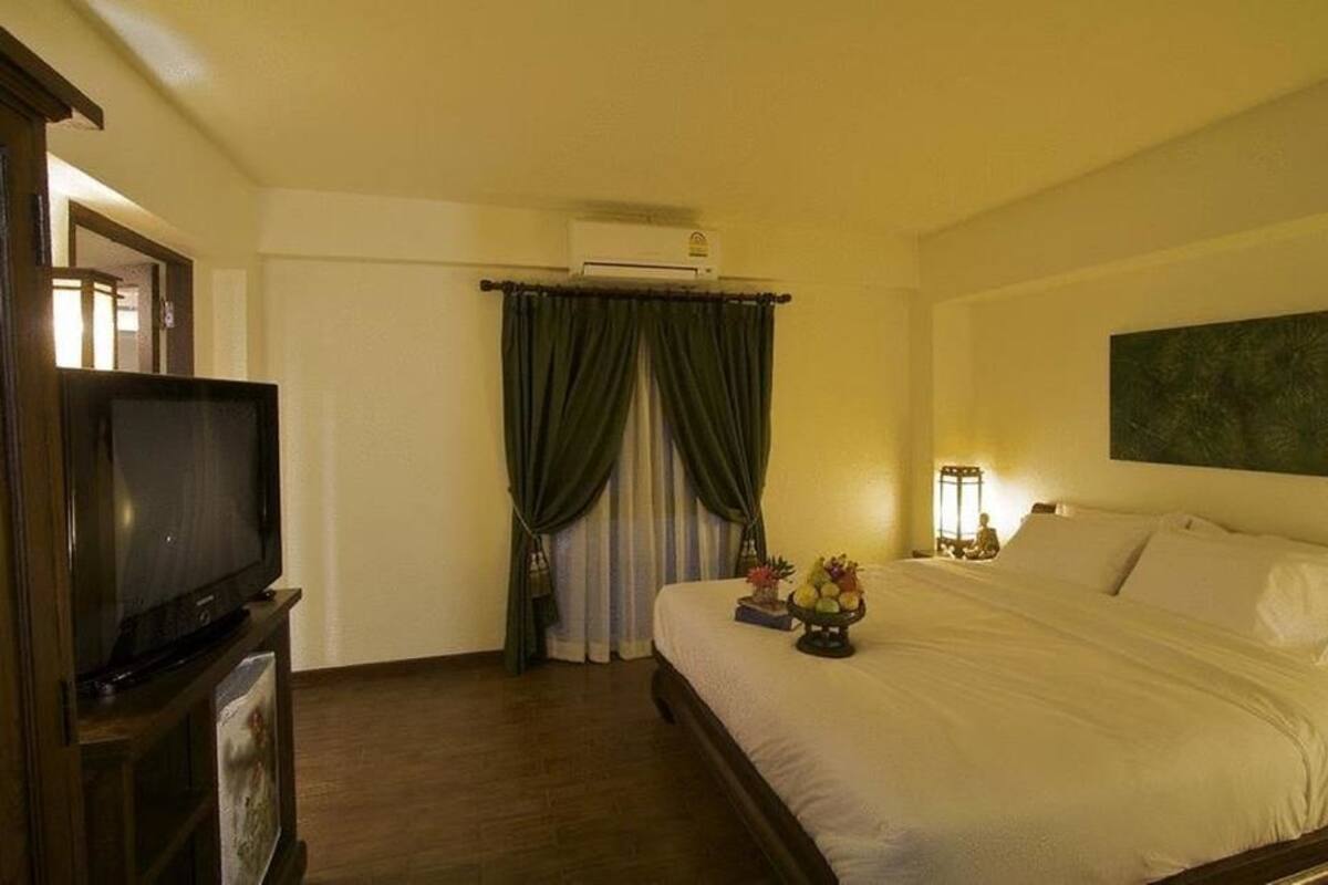 Quarto superior | Cortinas blackout, quartos à prova de som, Wi-Fi de cortesia