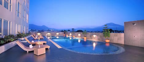 Piscina exterior