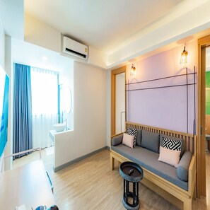 Suíte estúdio | Cofres nos quartos, escrivaninha, Wi-Fi de cortesia, roupa de cama