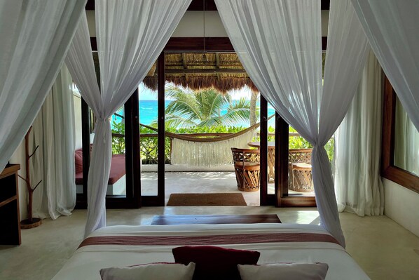 Beachfront Rooftop - Beach View | Vista do quarto