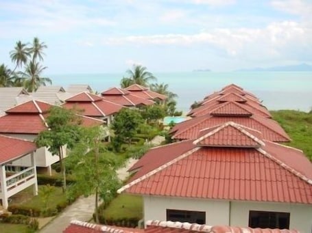Fachada. New Sunrise Village Bang Po Beach