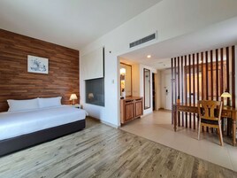 Suite | Cofre no quarto, secretária, ferro/tábua de engomar, Wi-fi grátis 