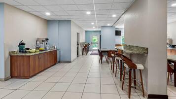 Pequeno-almoço continental diário incluído